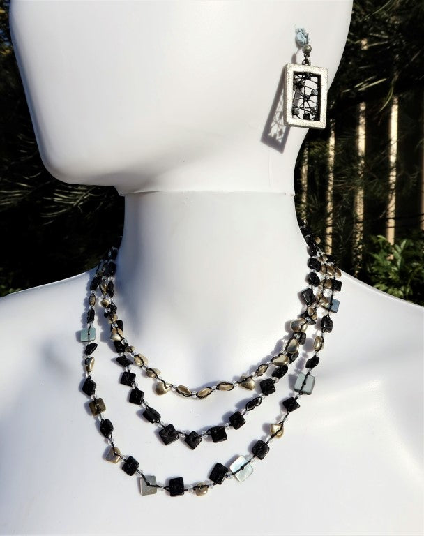 2B452-Shell Layered Necklace | Conti Moda 2B452-Shell Layered Necklace | Conti Moda